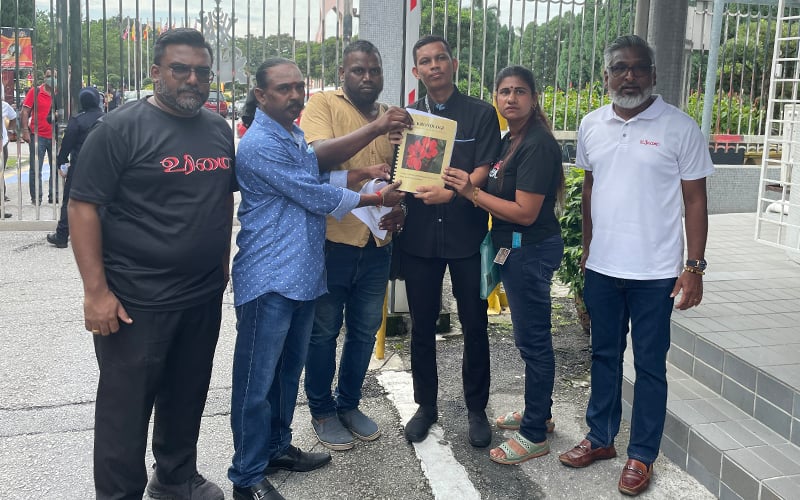 Isu Kampung Bunga Raya - Memorandum Diserahkan | Makkal Osai - மக்கள் ஓசை